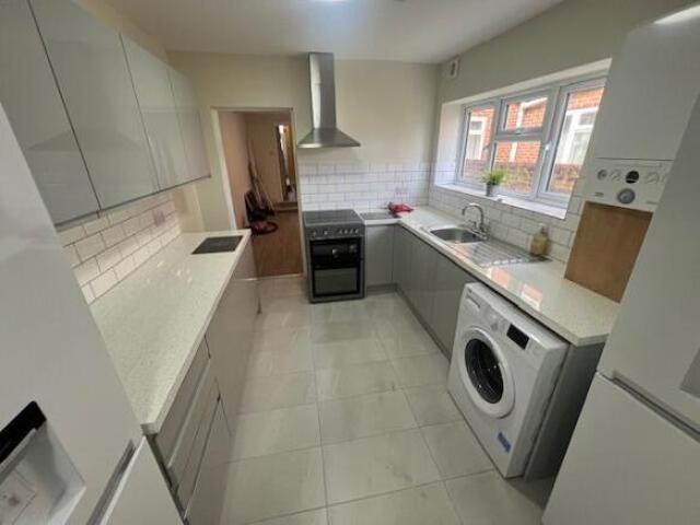 1 bedroom house share for rent in Oxford Avenue, SO14