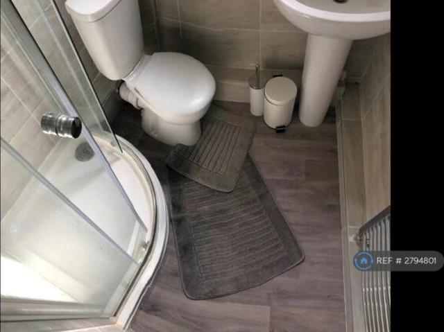 1 bedroom house share for rent in London Road, Dover, CT17