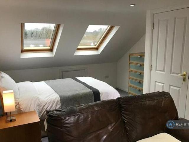 1 Bedroom House Share For Rent In London