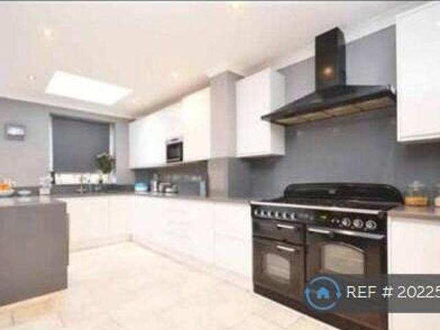 1 Bedroom House Share For Rent In London