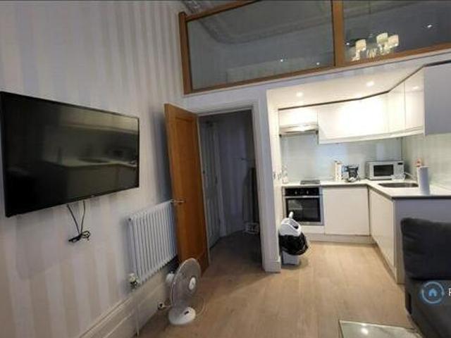 1 Bedroom House Share For Rent In London