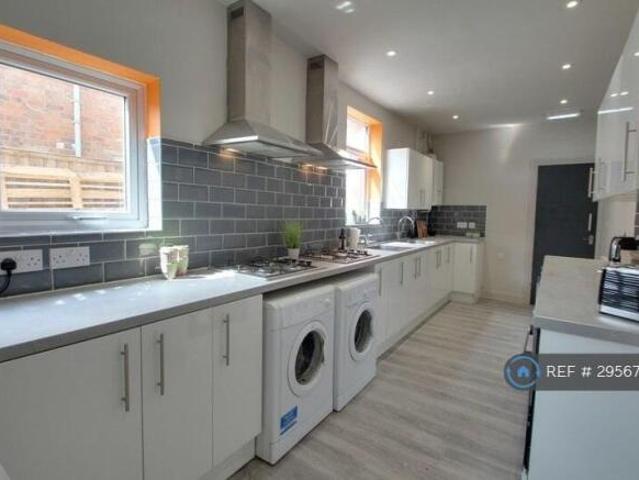 1 bedroom house share for rent in Lavender Road, Leicester, LE3