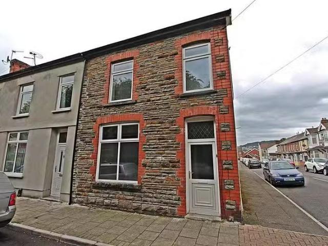 1 bedroom house share for rent in Lawn Terrace, Treforest,, C.