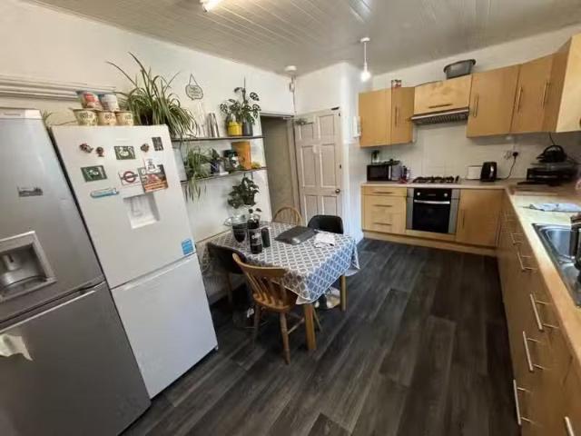 1 bedroom house share for rent in Langdale Road, Liverpool, L15