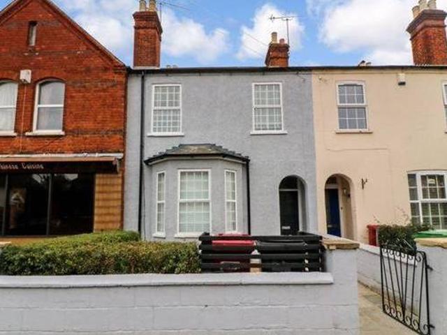 1 bedroom house share for rent in Langley Close to Village and BR Station SL3
