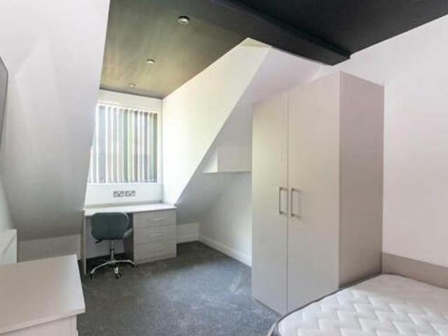 1 Bedroom House Share For Rent In Leeds, West Yorkshire
