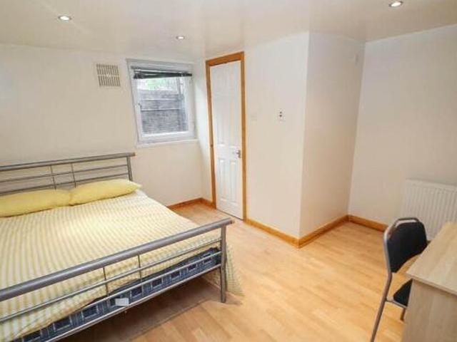1 Bedroom House Share For Rent In Leeds, West Yorkshire