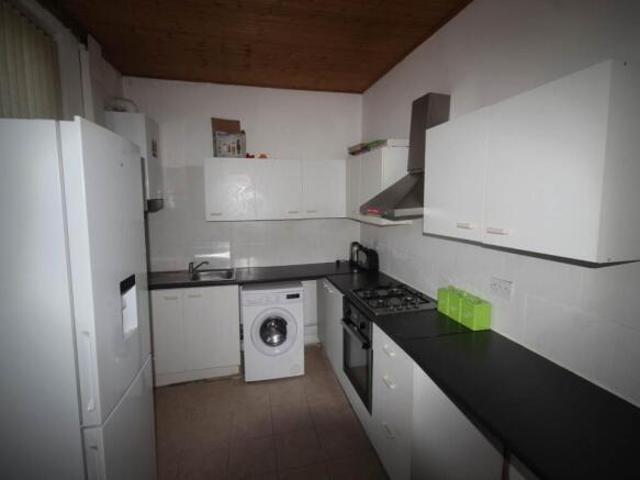 1 bedroom house share for rent in Little Horton Lane, Bradford, BD5