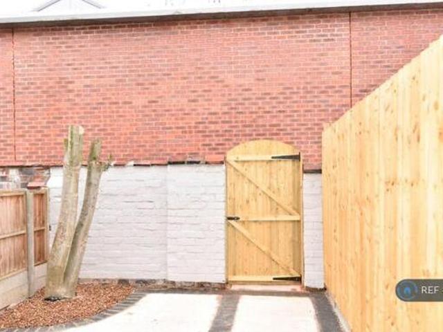 1 Bedroom House Share For Rent In Lincoln