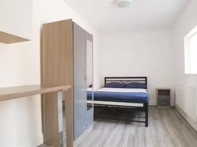 1 bedroom house share for rent in Link Road, Edgbaston, Birmin.