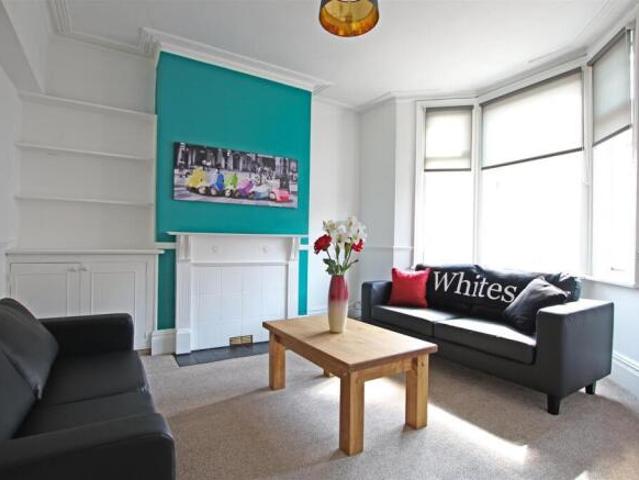 1 bedroom house share for rent in Lutterworth Road, Abington, NN1