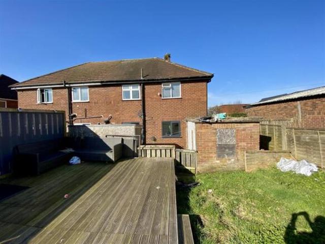 1 bedroom house share for rent in Mobberley Road, Bolton, BL2