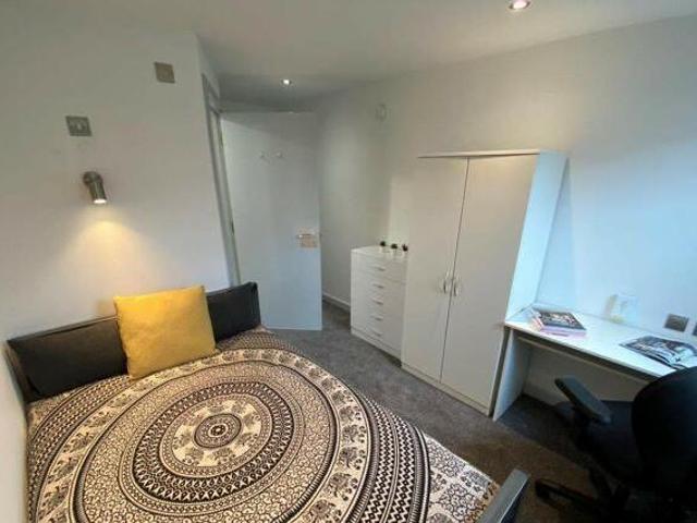 1 Bedroom House Share For Rent In Mooregate House, Beeston