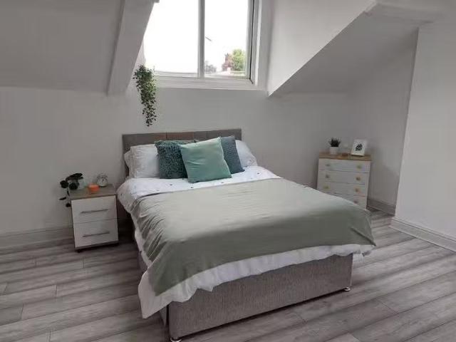 1 bedroom house share for rent in Mornington Road, Bolton, BL1