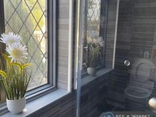 1 bedroom house share for rent in Mawney Road, Romford, RM7