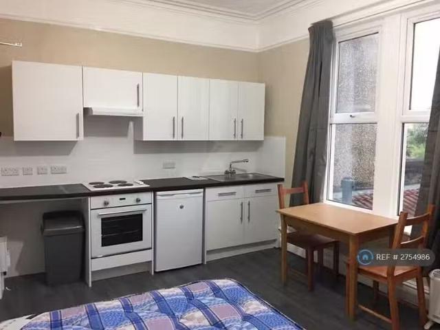 1 bedroom house share for rent in Manor Park, Bristol, BS6