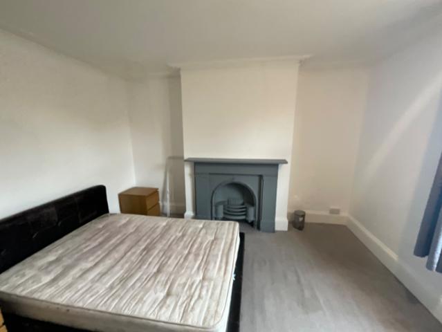 1 bedroom house share for rent in Mansfield Road, Reading, Berkshire, RG1