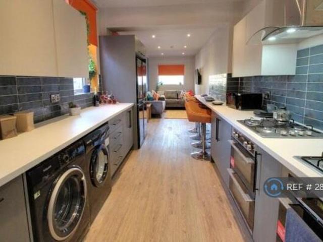 1 bedroom house share for rent in Marlow Road, Leicester, LE3