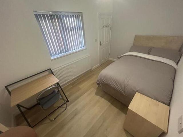 1 bedroom house share for rent in Marlborough Road, Smethwick, B66