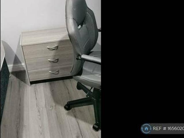 1 bedroom house share for rent in Marlbrook Drive Westhoughton Bolton BL5