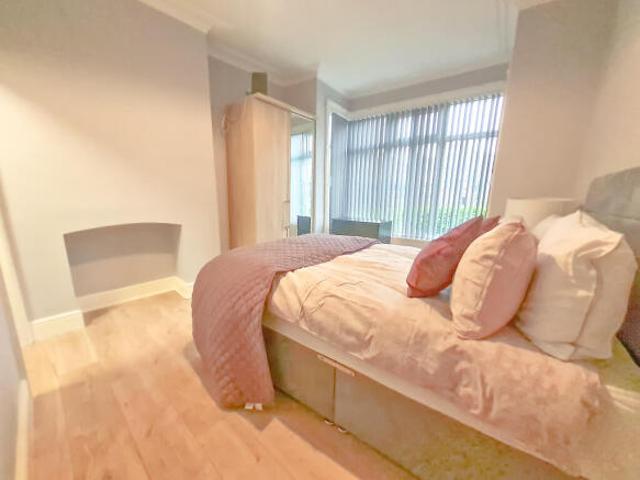 1 bedroom house share for rent in Marshall Avenue, Leeds, LS15