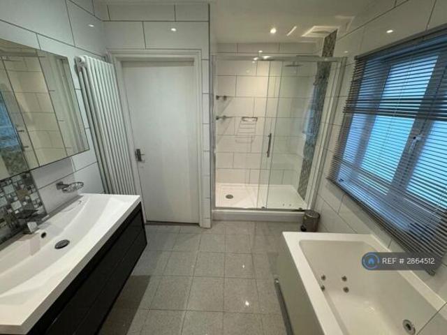 1 bedroom house share for rent in Marvels Lane, London, SE12