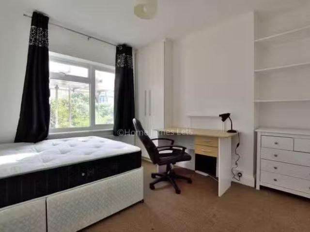 1 bedroom house share for rent in Medmerry Hill, Brighton, BN2