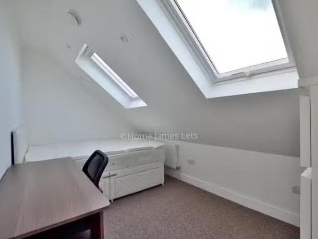 1 bedroom house share for rent in Medmerry Hill, Brighton, BN2