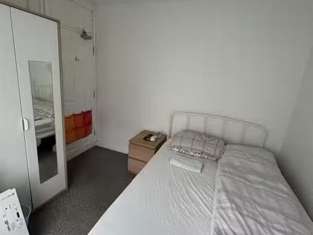 1 bedroom house share for rent in Mitchell Avenue, Coventry, CV4