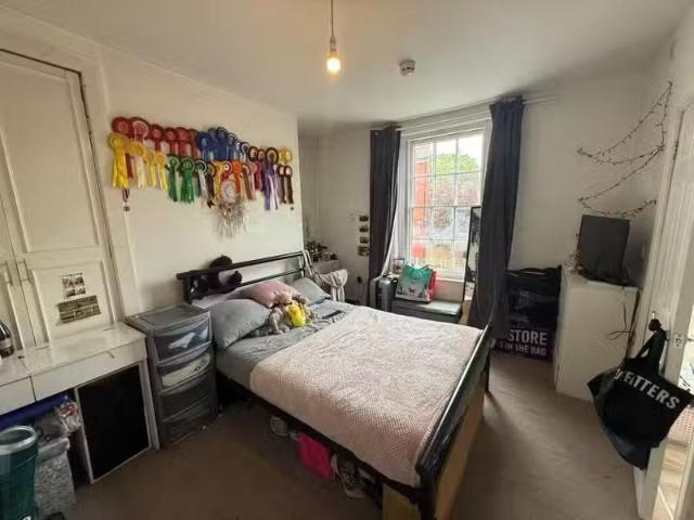 1 bedroom house share for rent in Middle Flat, Wellington Stre.