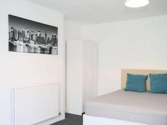 1 bedroom house share for rent in Midland Road Gloucester GL1