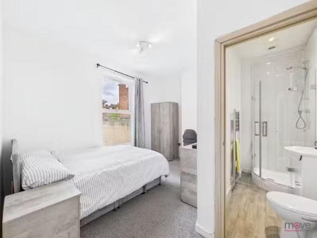 1 bedroom house share for rent in Midland Road, Gloucester GL1