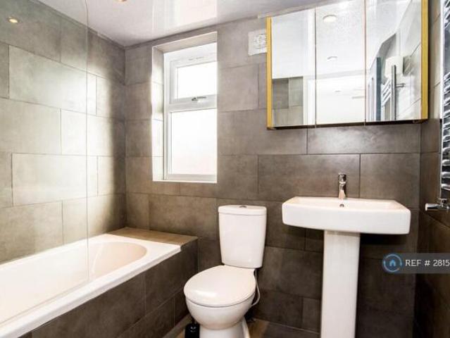 1 bedroom house share for rent in Milton Court Road, London, SE14