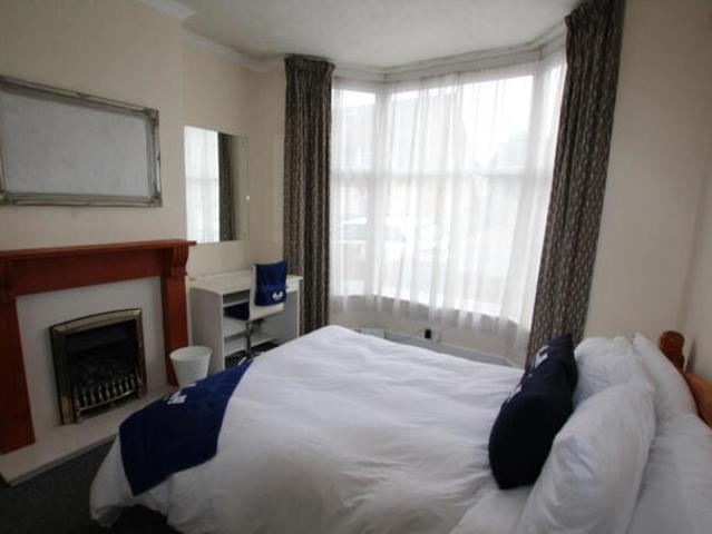 1 bedroom house share for rent in Northampton, NN4