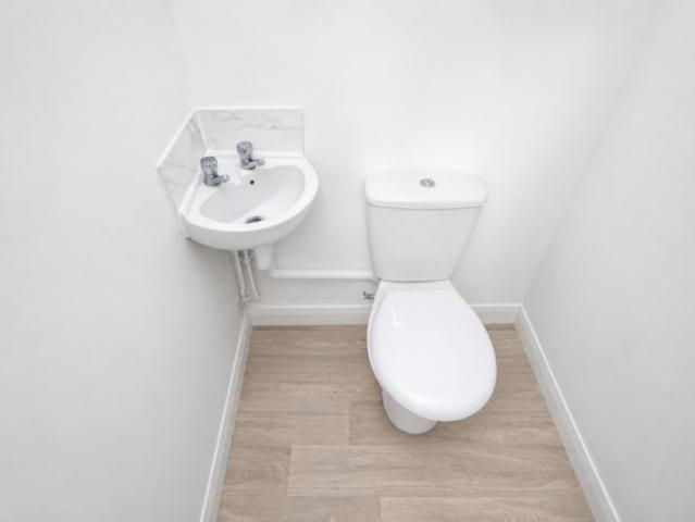 1 bedroom house share for rent in South Avenue, Southend On Sea, SS2