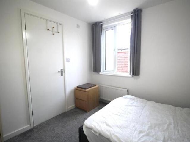1 bedroom house share for rent in Southbury Road, Enfield, EN3