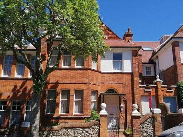 1 bedroom house share for rent in Southcliffe Avenue EASTBOURNE BN20 7AH BN20