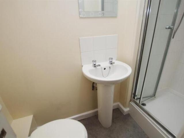 1 bedroom house share for rent in Savernake Street, Town Centre, Swindon, SN1