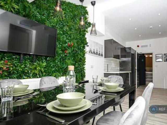 1 Bedroom House Share For Rent In Salford