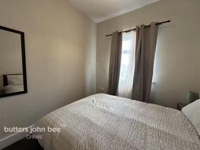 1 bedroom house share for rent in Samuel Street, CREWE, CW1