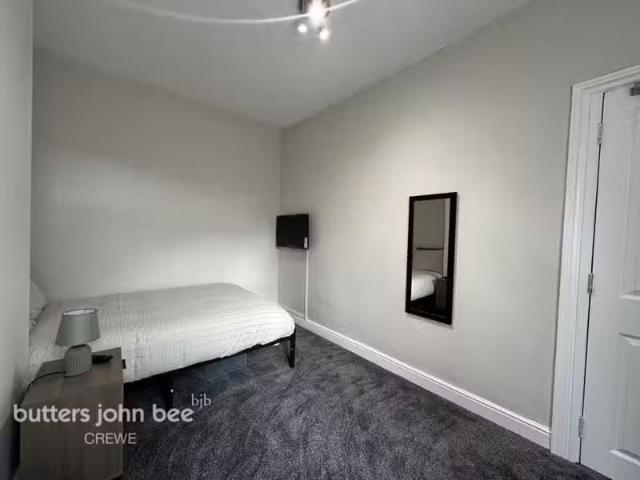1 bedroom house share for rent in Samuel Street, CREWE, CW1