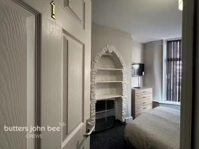 1 bedroom house share for rent in Samuel Street, CREWE, CW1
