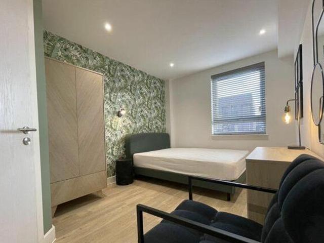 1 Bedroom House Share For Rent In Space, St Peters Road