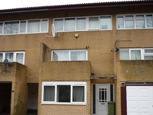 1 bedroom house share for rent in Speedwell Place Conniburrow MK14