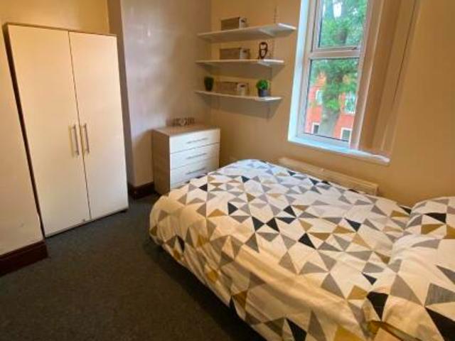 10 bedroom house share for rent in *STUDENT ONLY* Richmond Grove All Inclusive Bills!,M13
