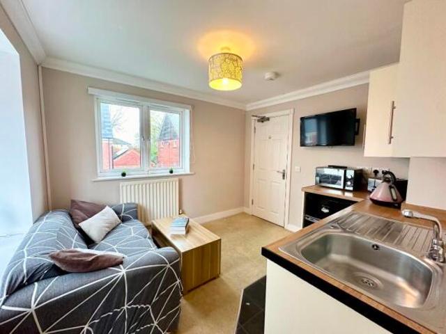 1 bedroom house share for rent in Studio 2, 3 Seacole Crescent, Swindon, Wiltshire, SN1