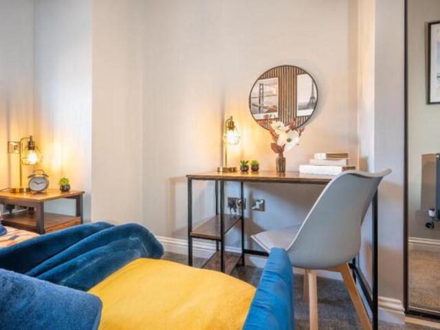 1 bedroom house share for rent in Studio 3, 53 Eastcott Hill, Swindon, Wiltshire, SN1