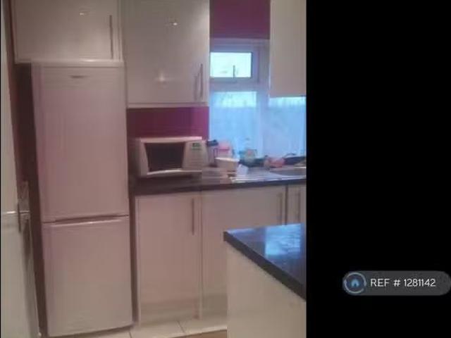 1 bedroom house share for rent in St Annes Road, St. Albans, U.