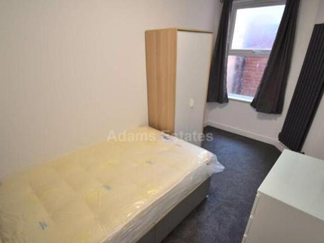 1 Bedroom House Share For Rent In St Bartholomews Road