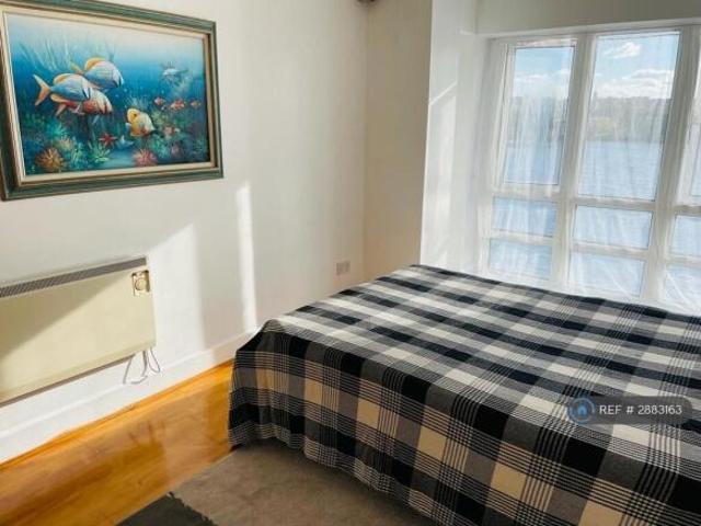 1 bedroom house share for rent in St. Davids Square, London, E14